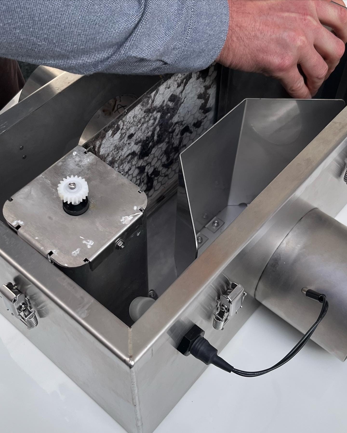 World-first partnership tackling microfibre pollution - Falmouth ...